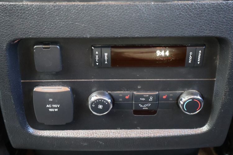 2015 Lincoln Navigator | Victory Motors of Colorado