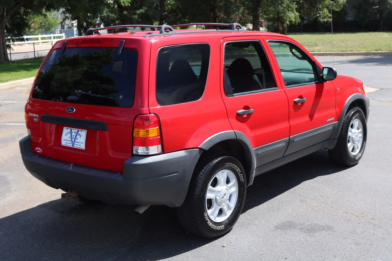 2001 Ford Escape XLT | Victory Motors of Colorado