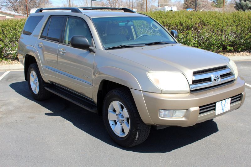 2005 Toyota 4Runner Photos
