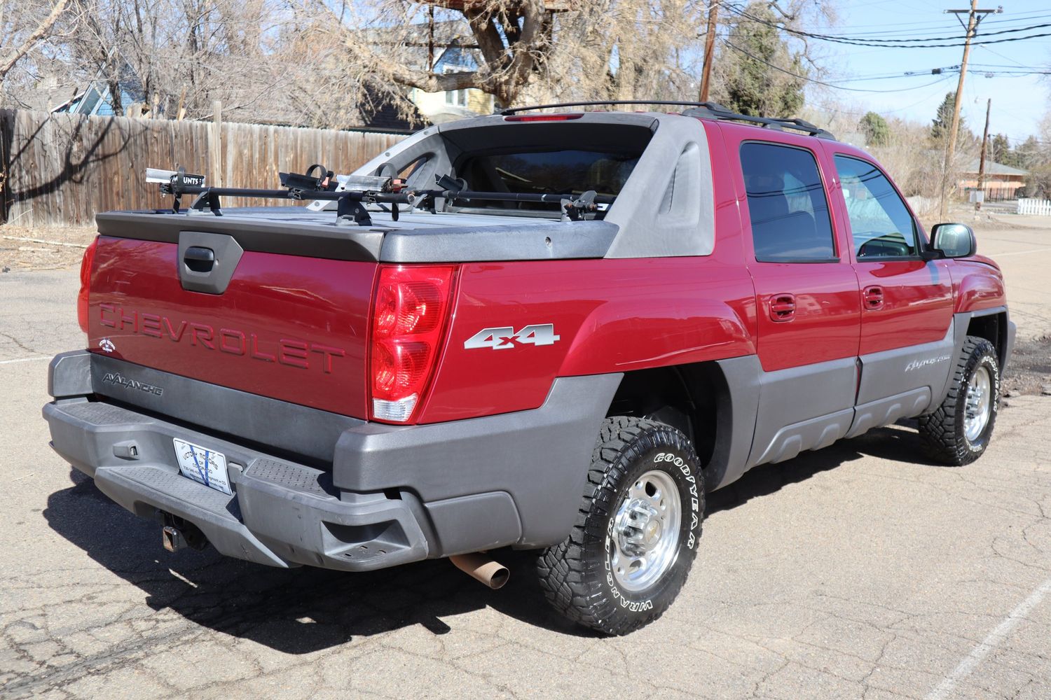 2004 Chevrolet Avalanche 2500 | Victory Motors of Colorado
