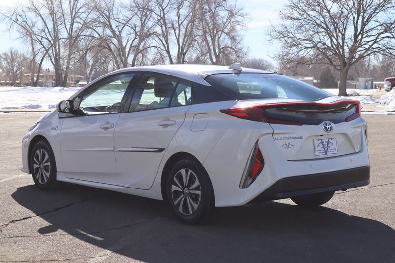 2018 Toyota Prius Prime Photos
