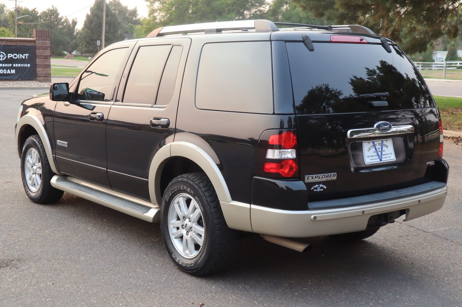 2006 Ford Explorer Eddie Bauer | Victory Motors of Colorado