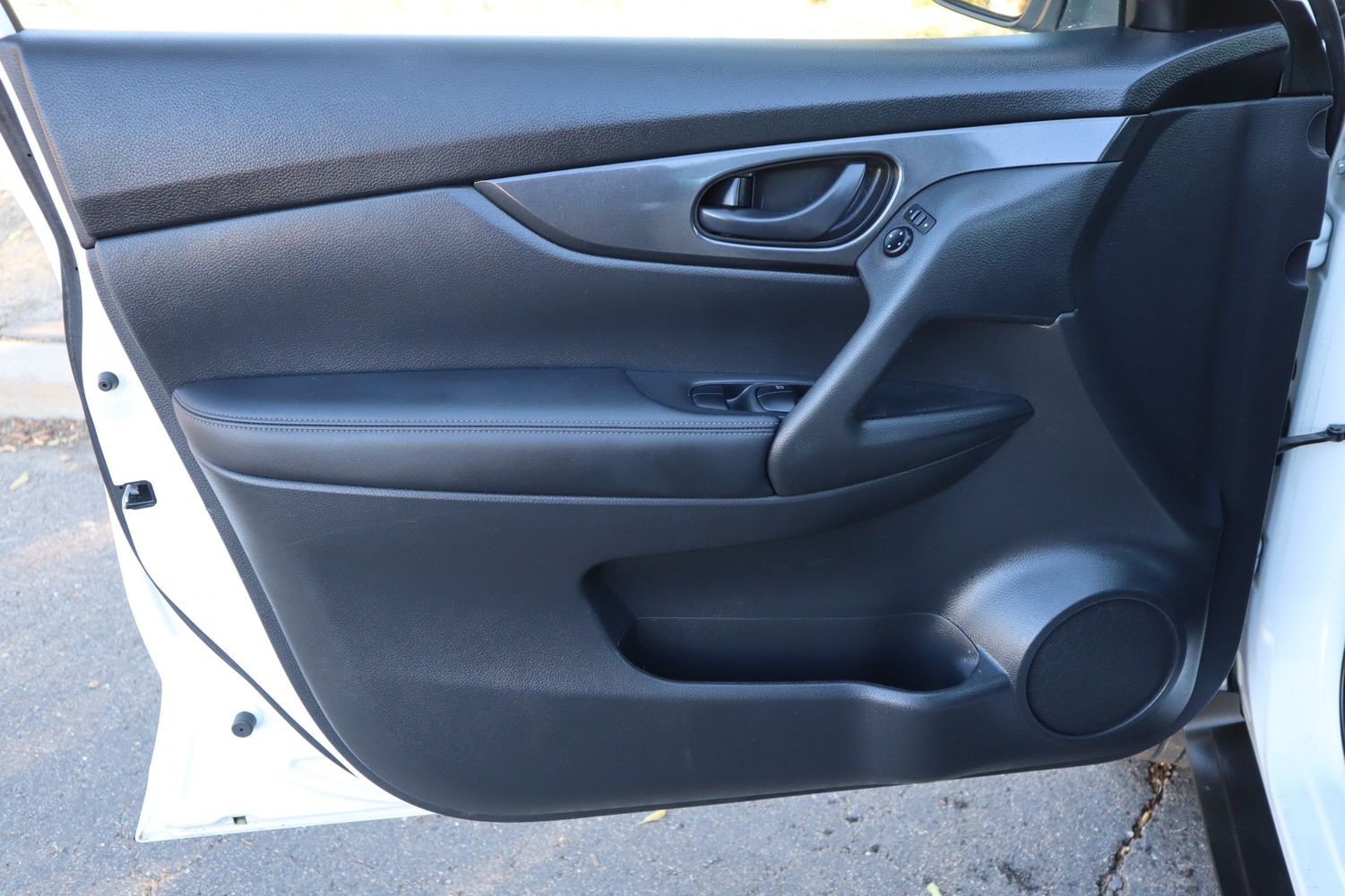 2019 Nissan Rogue S | Victory Motors of Colorado