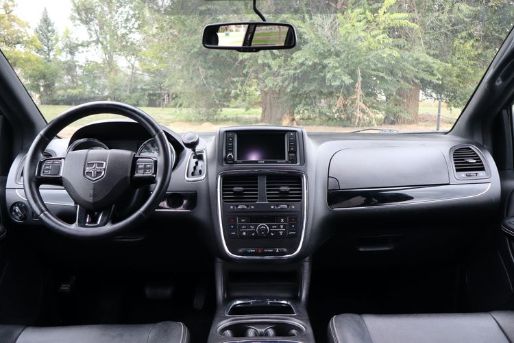 2016 Dodge Grand Caravan SXT Plus | Victory Motors of Colorado