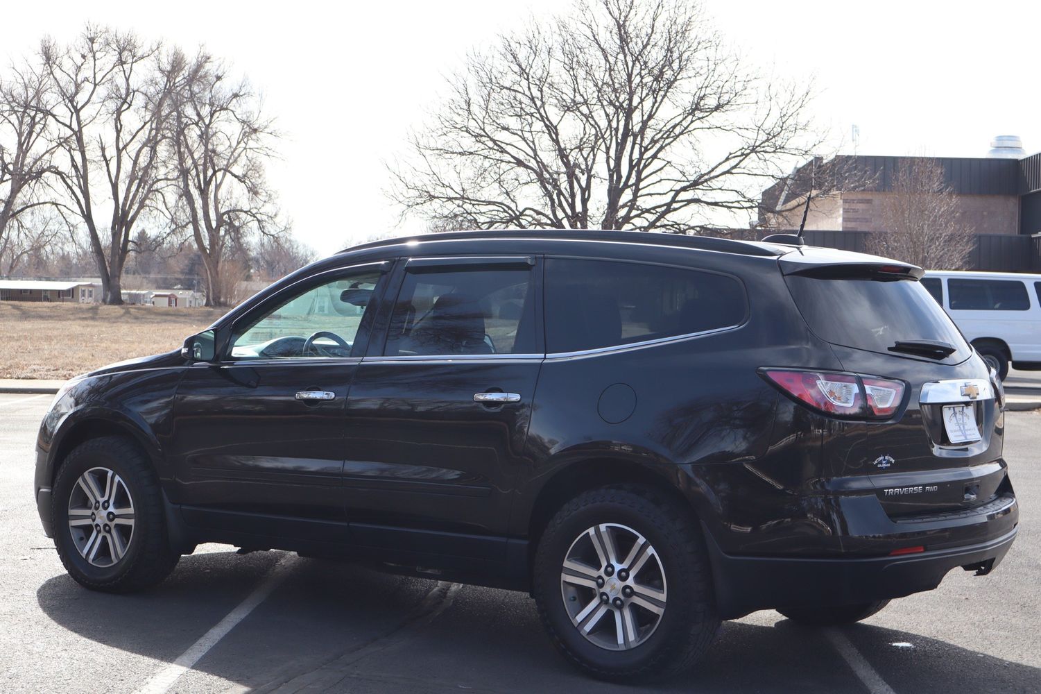 2017 Chevrolet Traverse LT | Victory Motors of Colorado