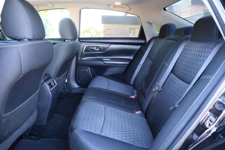 2016 Nissan Altima 2.5 S | Victory Motors of Colorado