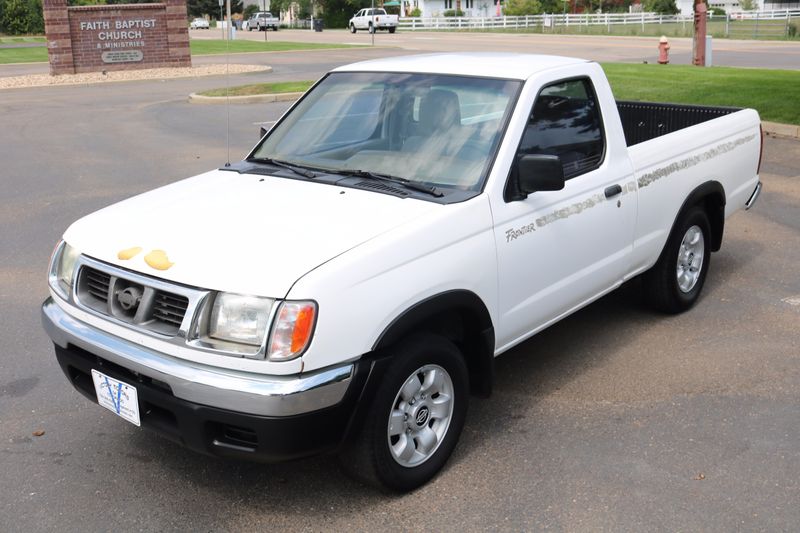 1998 Nissan Frontier Photos