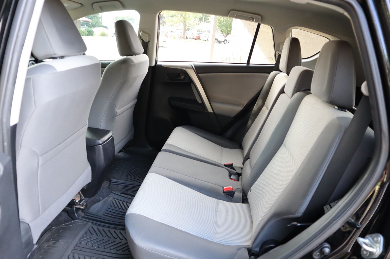 2014 Toyota RAV4 LE | Victory Motors of Colorado