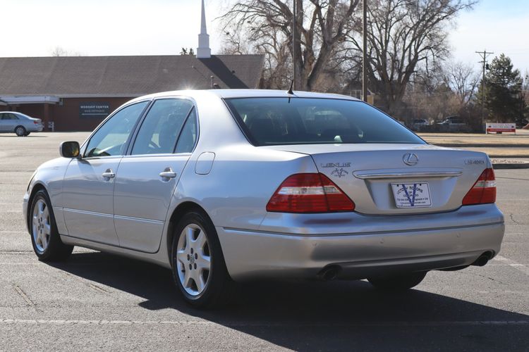 Lexus Ls 2004 16 Lexus Ls 430 Stock Photos, High Res Pictures, And