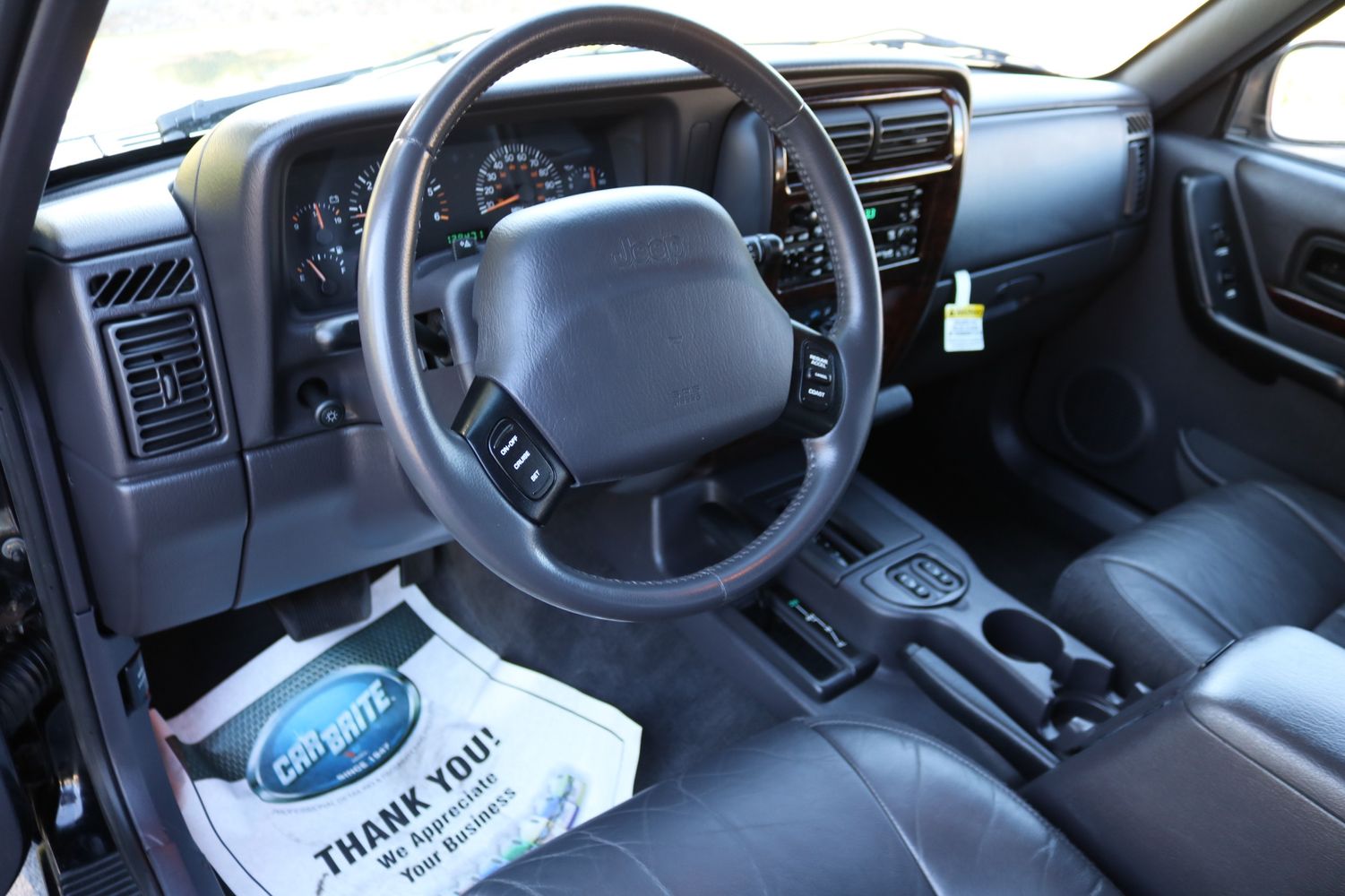 2001 Jeep Cherokee Limited | Victory Motors of Colorado