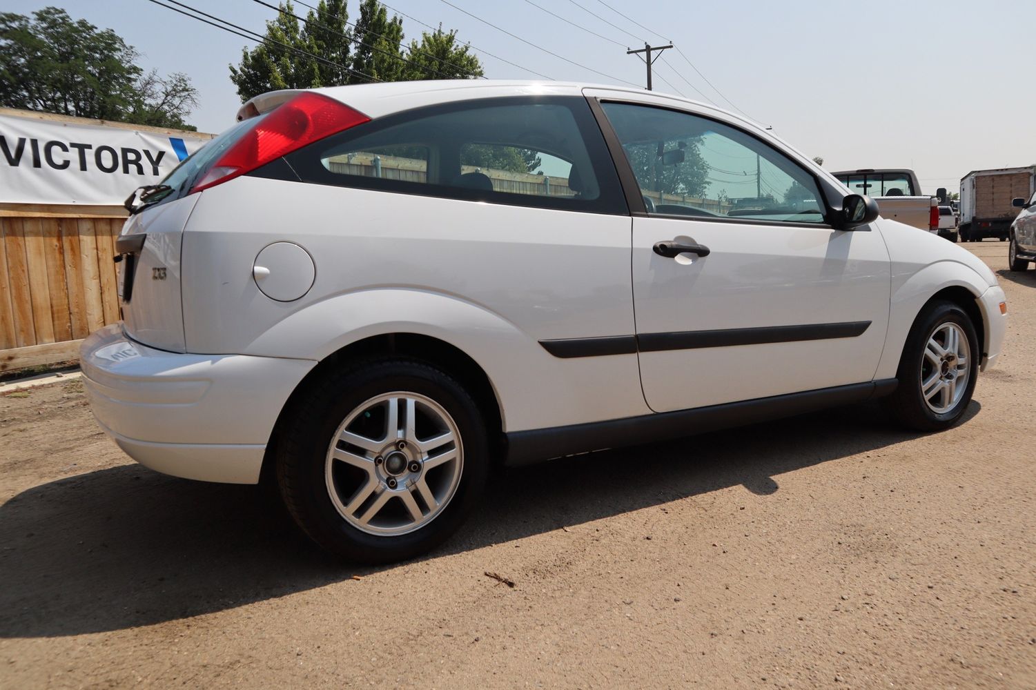 2001 Ford Focus ZX3 | Victory Motors of Colorado