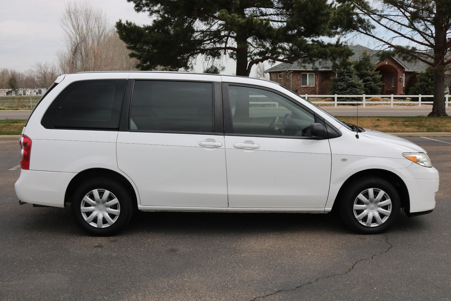 2005 Mazda MPV LX | Victory Motors of Colorado