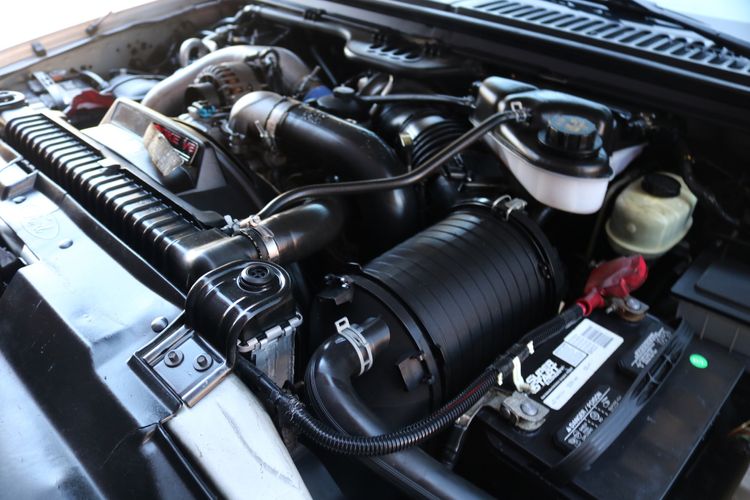 2004 Ford F-250 Super Duty XLT | Victory Motors of Colorado