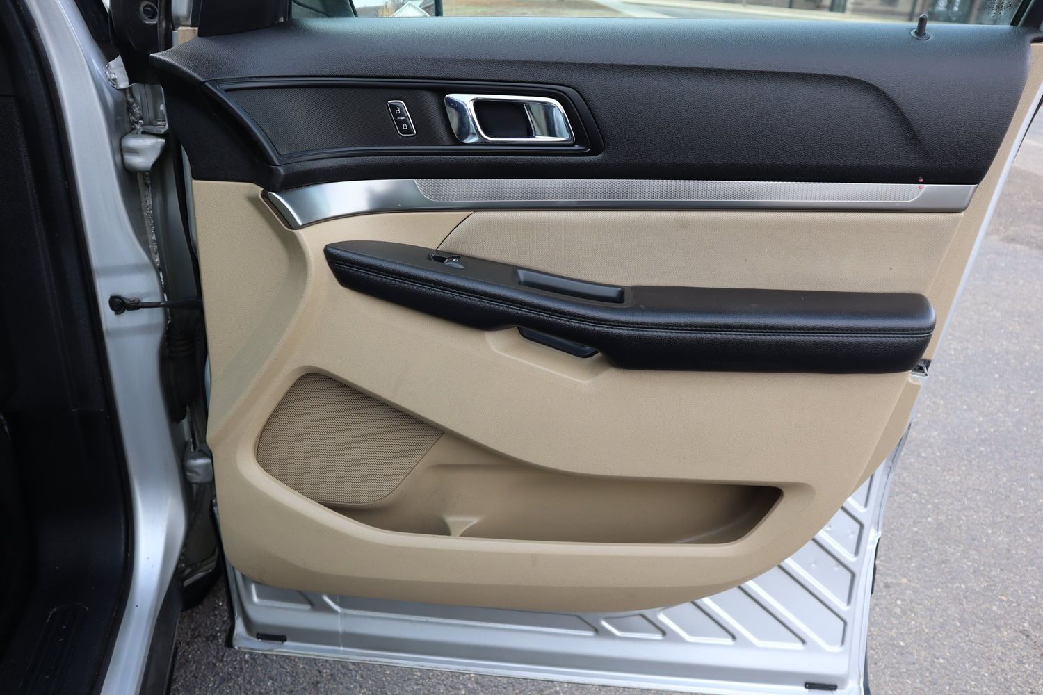2017 Ford Explorer Base | Victory Motors of Colorado