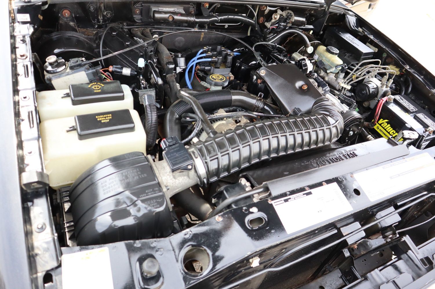 1999 Mazda B-Series Pickup B4000 SE | Victory Motors of Colorado