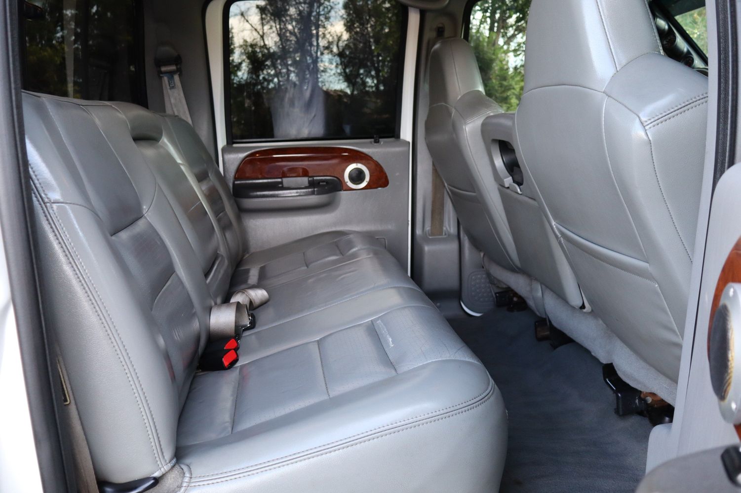 2003 Ford F-250 Super Duty Lariat | Victory Motors of Colorado