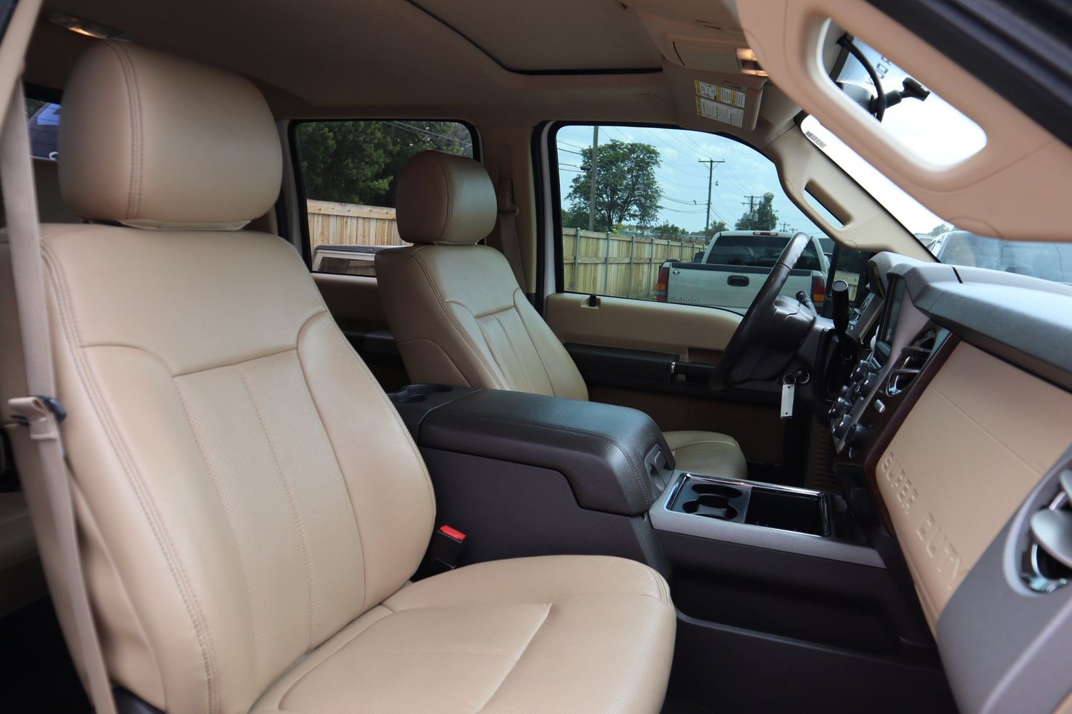 2016 Ford F-350 Super Duty Lariat | Victory Motors of Colorado
