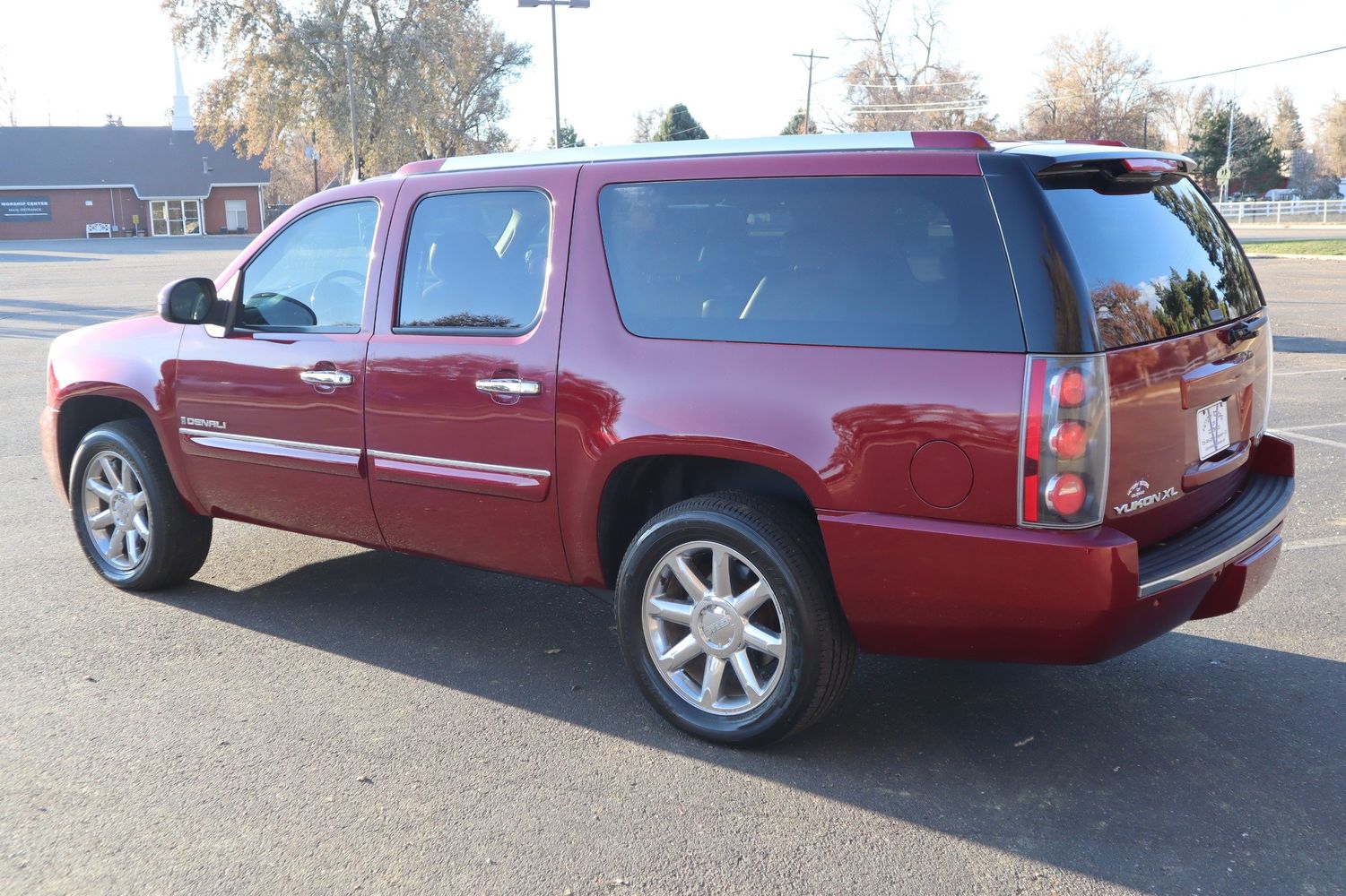 2008 GMC Yukon XL Denali | Victory Motors of Colorado