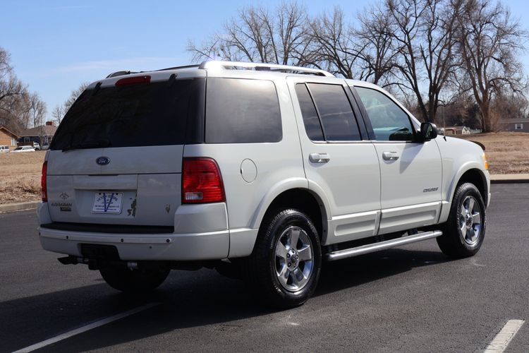 2004 Ford Explorer Limited | Victory Motors of Colorado