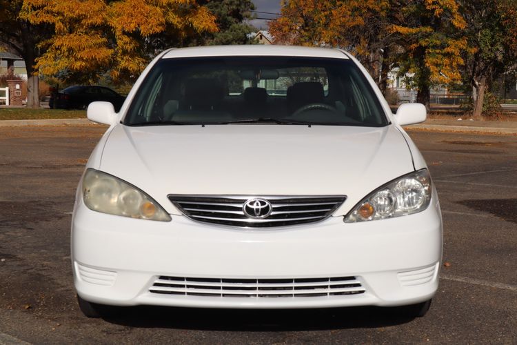 2005 Toyota Camry LE | Victory Motors of Colorado
