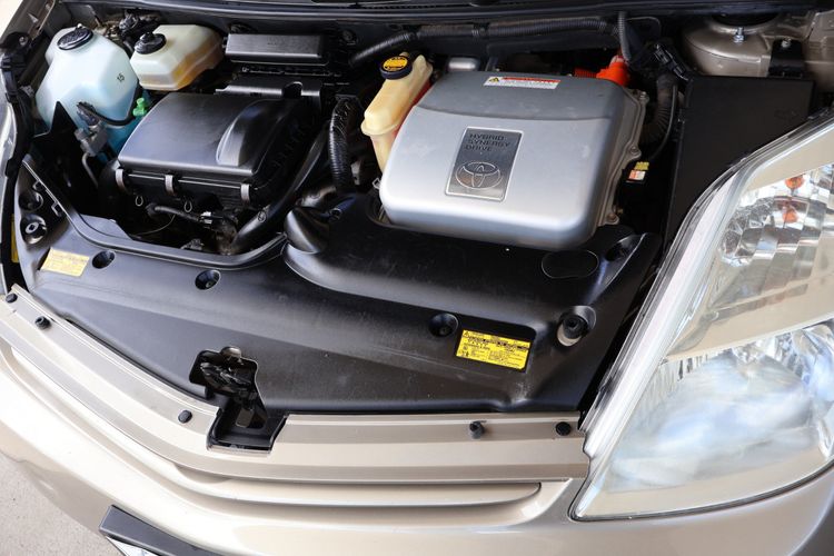 2005 Toyota Prius Base | Victory Motors of Colorado