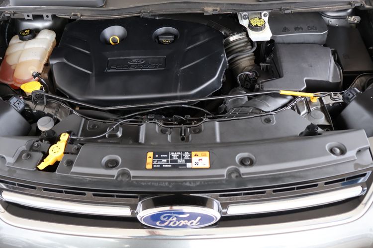 2016 Ford Escape Titanium | Victory Motors of Colorado