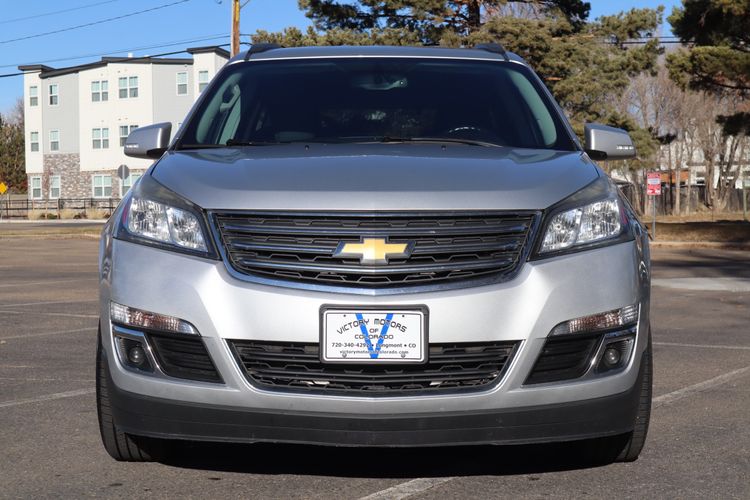 2016 Chevrolet Traverse LT | Victory Motors of Colorado