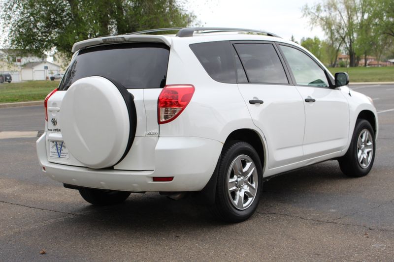 2008 Toyota RAV4 Photos