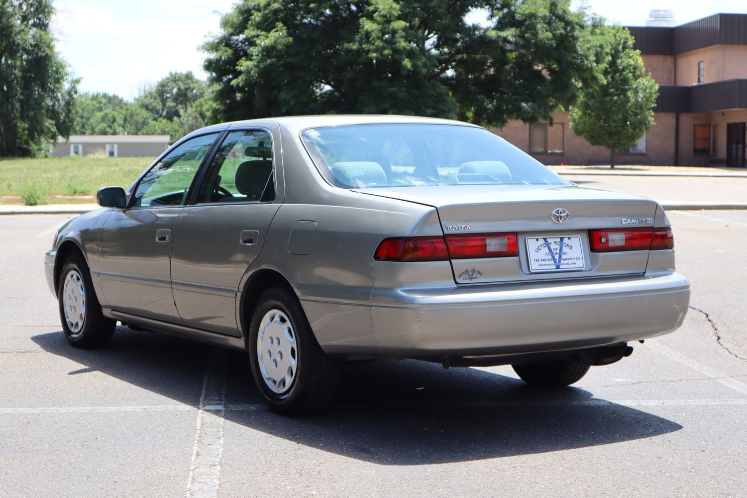 1997 Toyota Camry LE | Victory Motors of Colorado