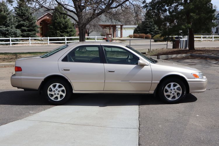 2000 Toyota Camry LE V6 | Victory Motors of Colorado