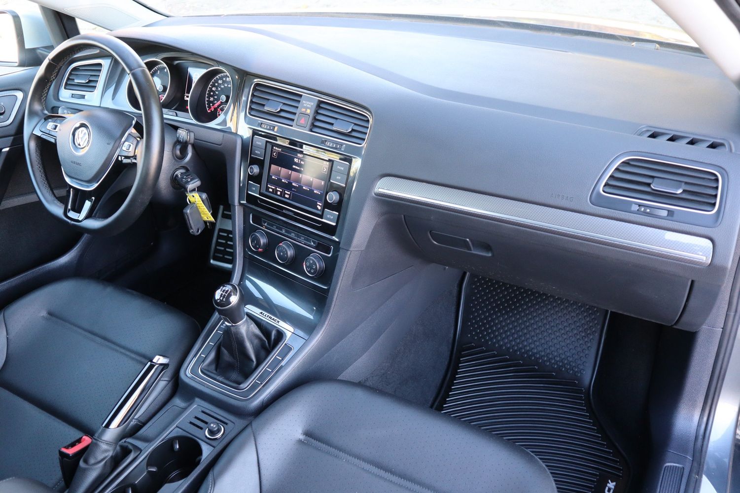 2019 Volkswagen Golf Alltrack TSI S 4Motion | Victory Motors of Colorado