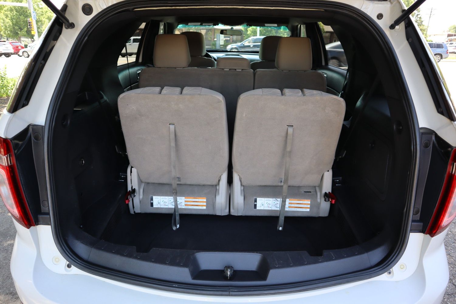 2012 Ford Explorer Base | Victory Motors of Colorado