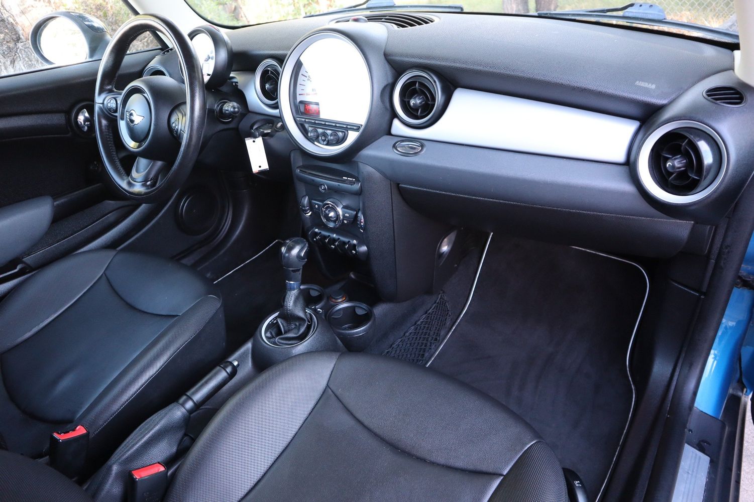 2012 MINI Cooper Hardtop Base | Victory Motors of Colorado