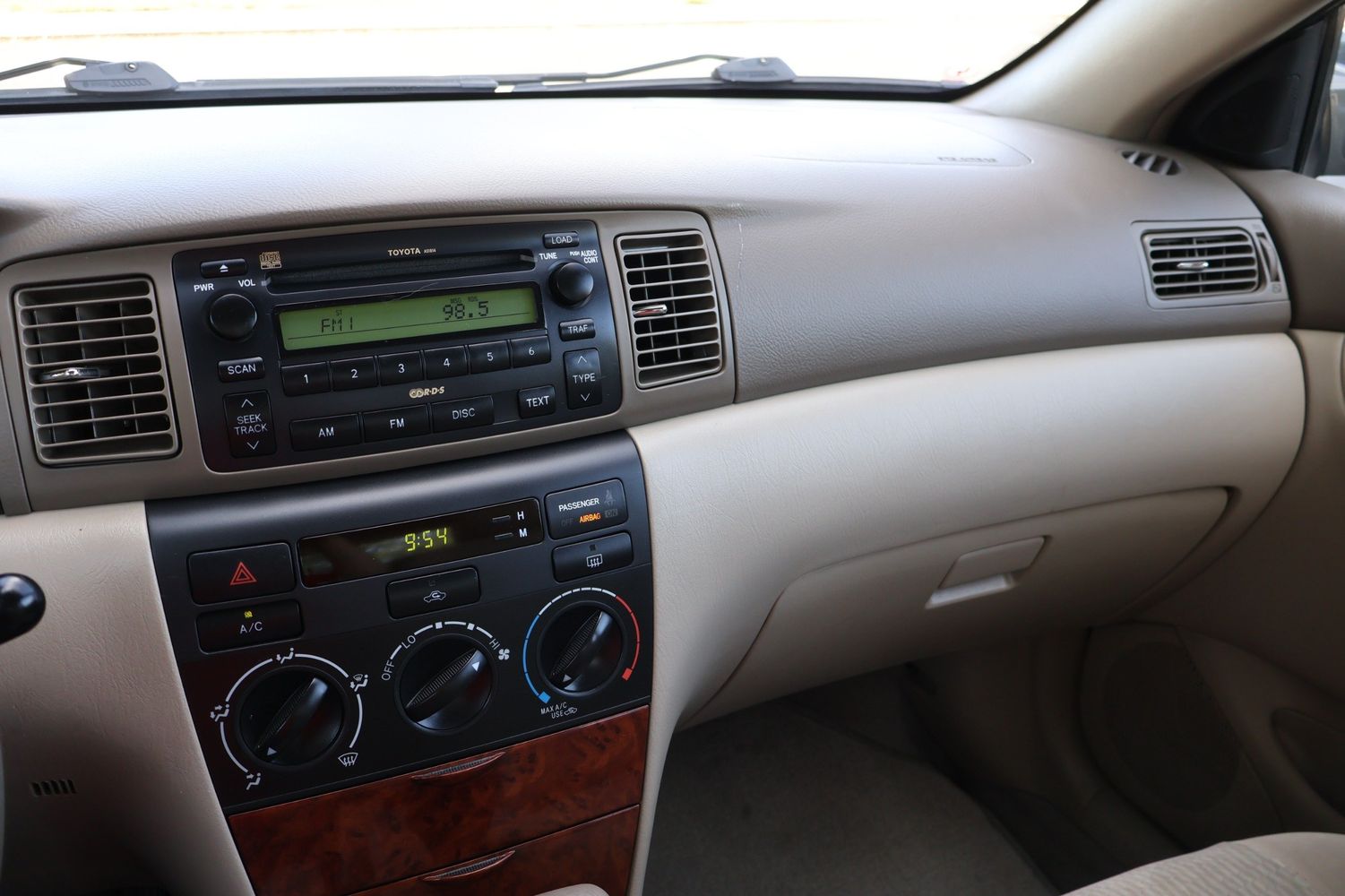 2008 Toyota Corolla le | Victory Motors of Colorado