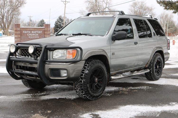 1999 Nissan Pathfinder SE Limited | Victory Motors of Colorado