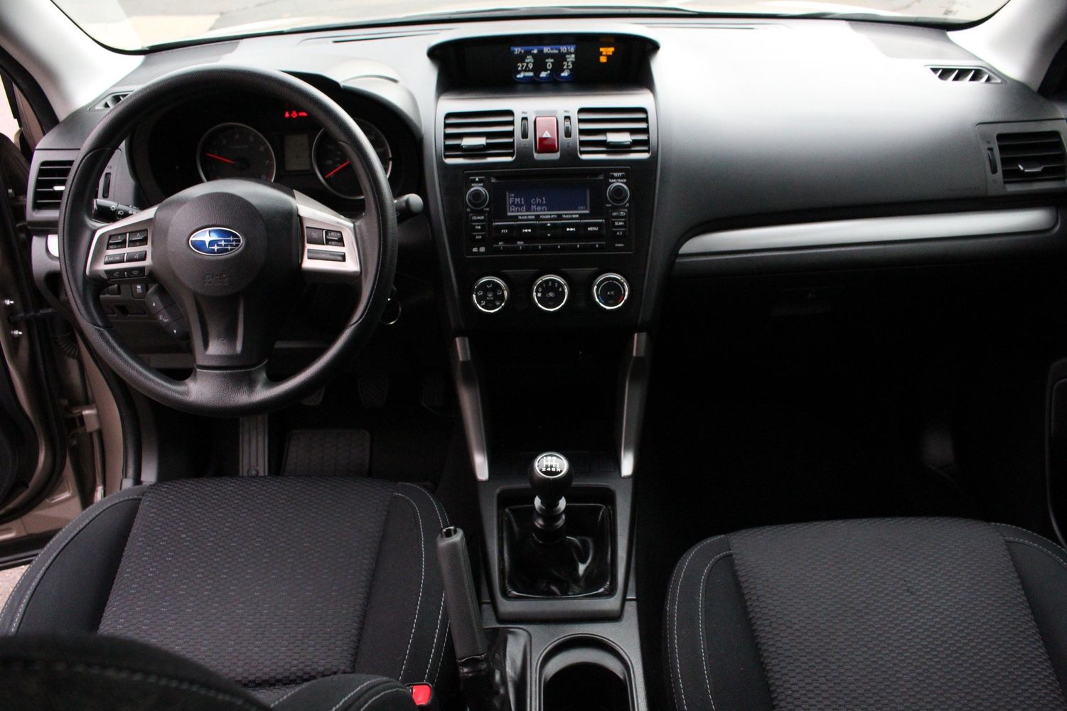 2015 Subaru Forester 2.5i | Victory Motors of Colorado