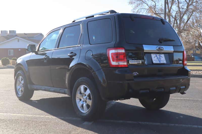 2010 Ford Escape Photos