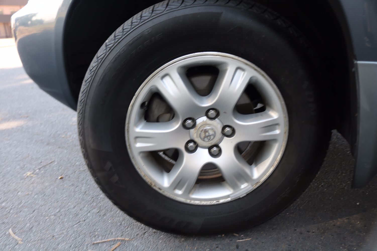 2003 Toyota Highlander AWD | Victory Motors of Colorado