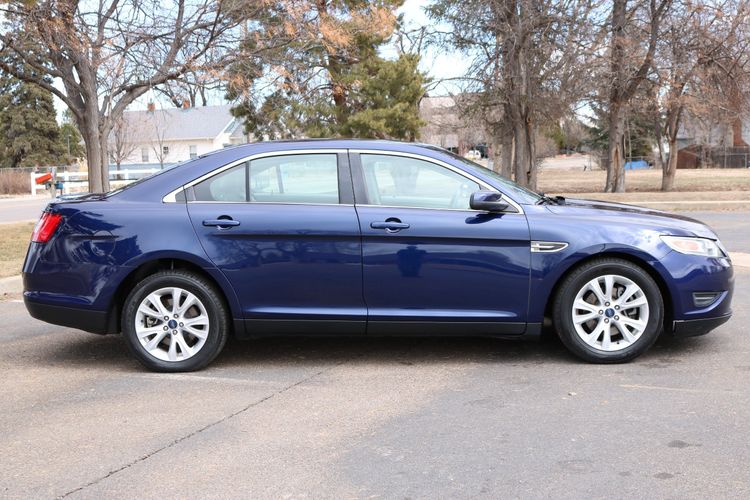 2011 Ford Taurus SEL | Victory Motors of Colorado
