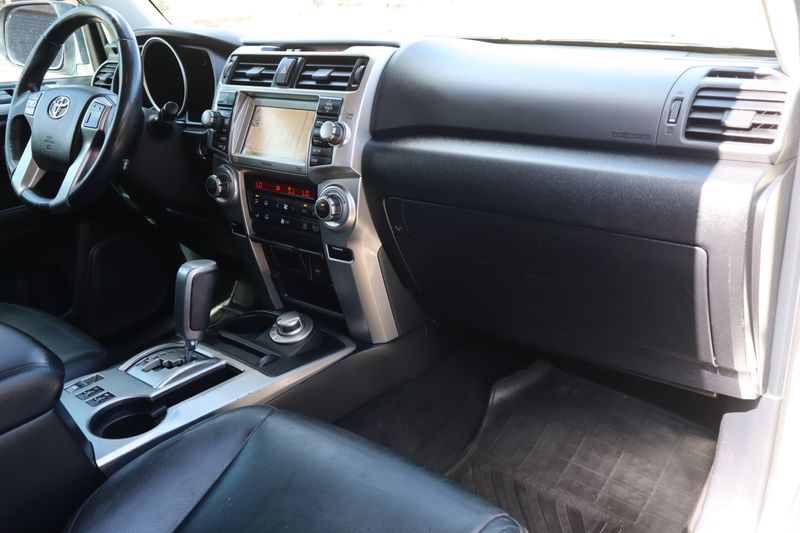2010 Toyota 4Runner Photos