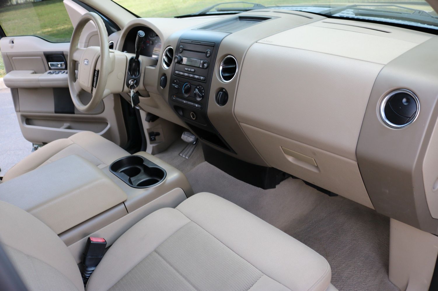 2006 Ford F-150 XLT | Victory Motors of Colorado