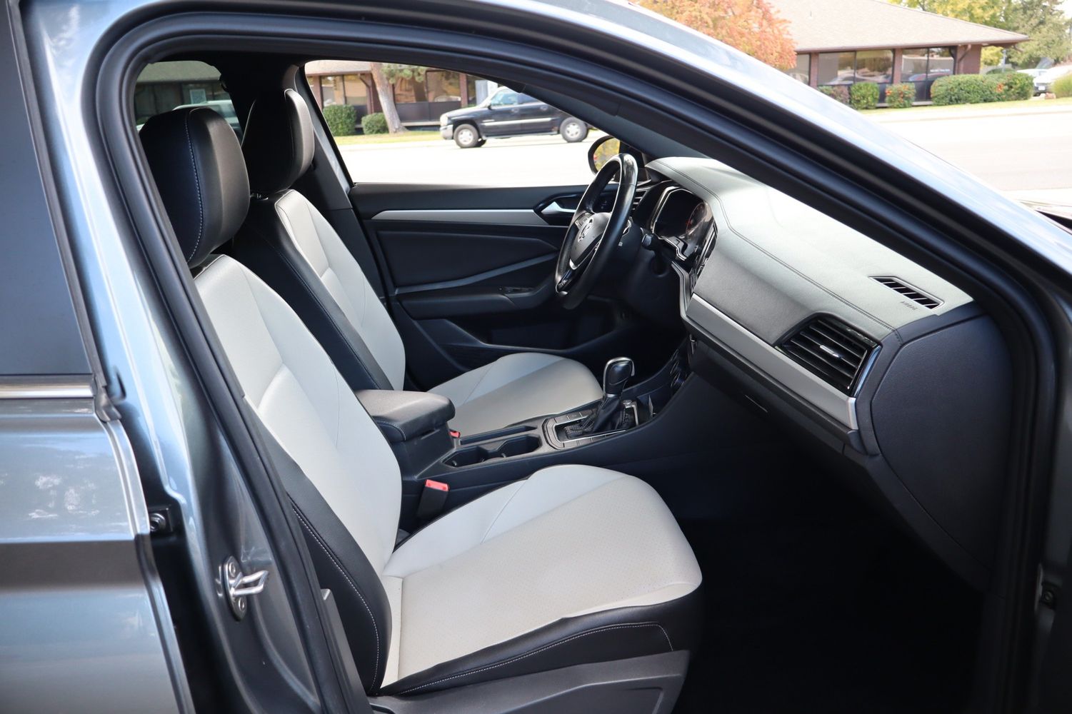 2019 Volkswagen Jetta R-Line | Victory Motors of Colorado