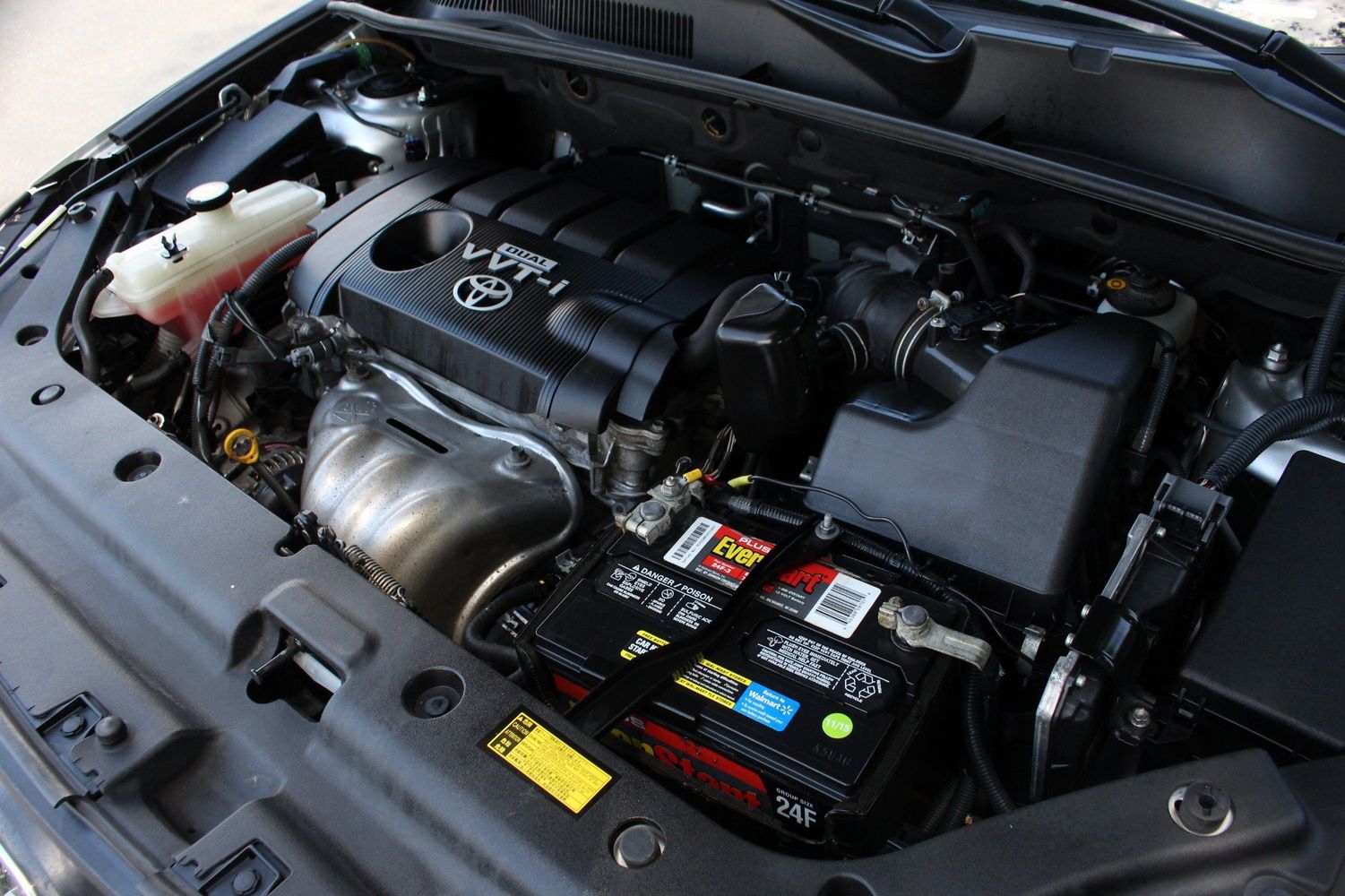 2010 Toyota RAV4 AWD | Victory Motors of Colorado