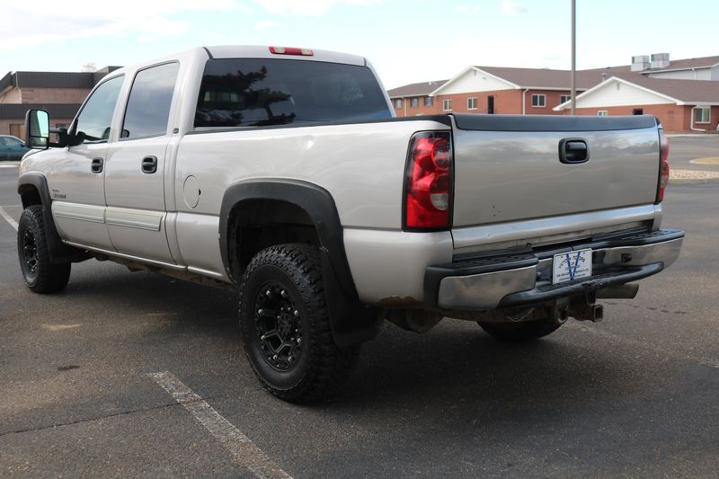 2005 Chevrolet Silverado 2500HD Photos