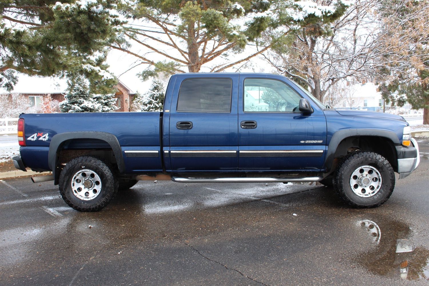 2001 Chevrolet Silverado 2500HD LS | Victory Motors of Colorado