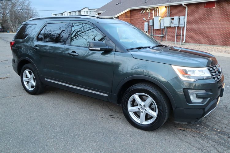 2016 Ford Explorer XLT | Victory Motors of Colorado