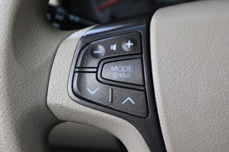 2012 Toyota Sienna LE 8-Passenger | Victory Motors of Colorado