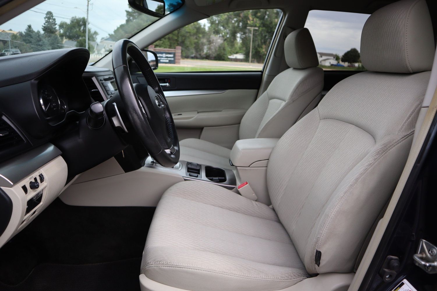 2012 Subaru Outback 2.5i Premium | Victory Motors of Colorado