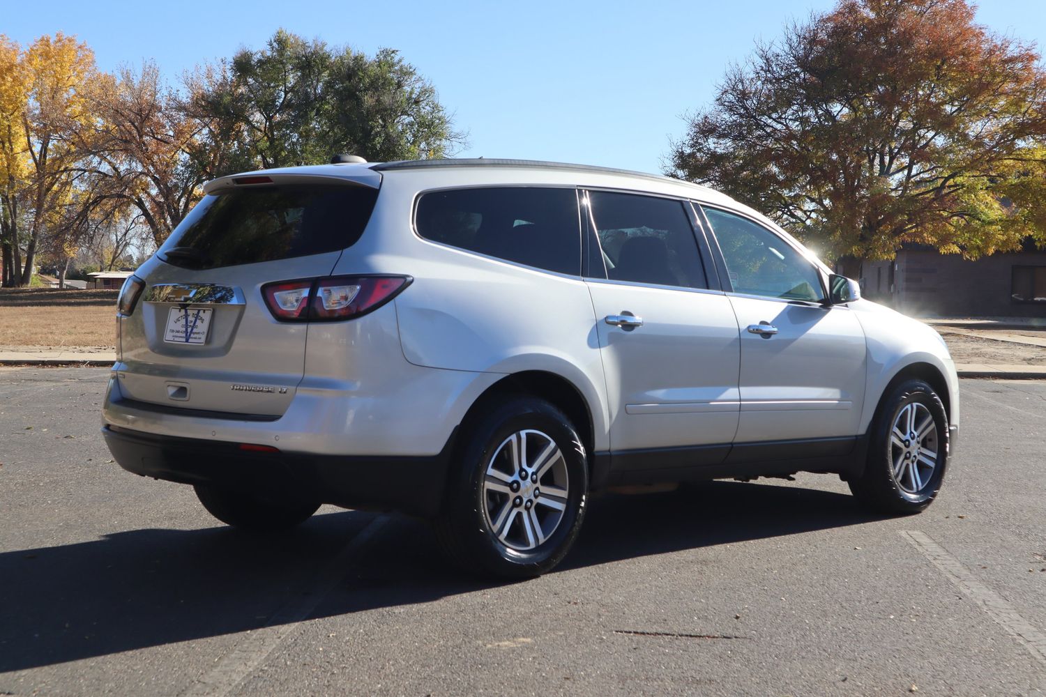 2016 Chevrolet Traverse LT | Victory Motors of Colorado