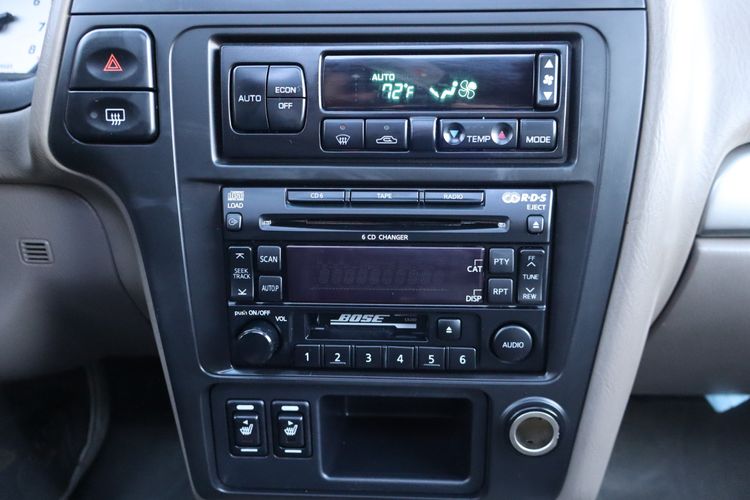 2003 Nissan Pathfinder SE | Victory Motors of Colorado